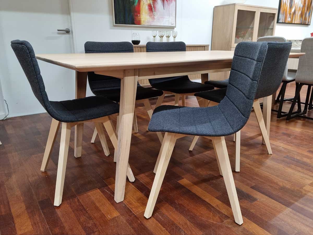 TILBUD - Sæt af 6 styk FLEXA polsterstole - Living In Harmony